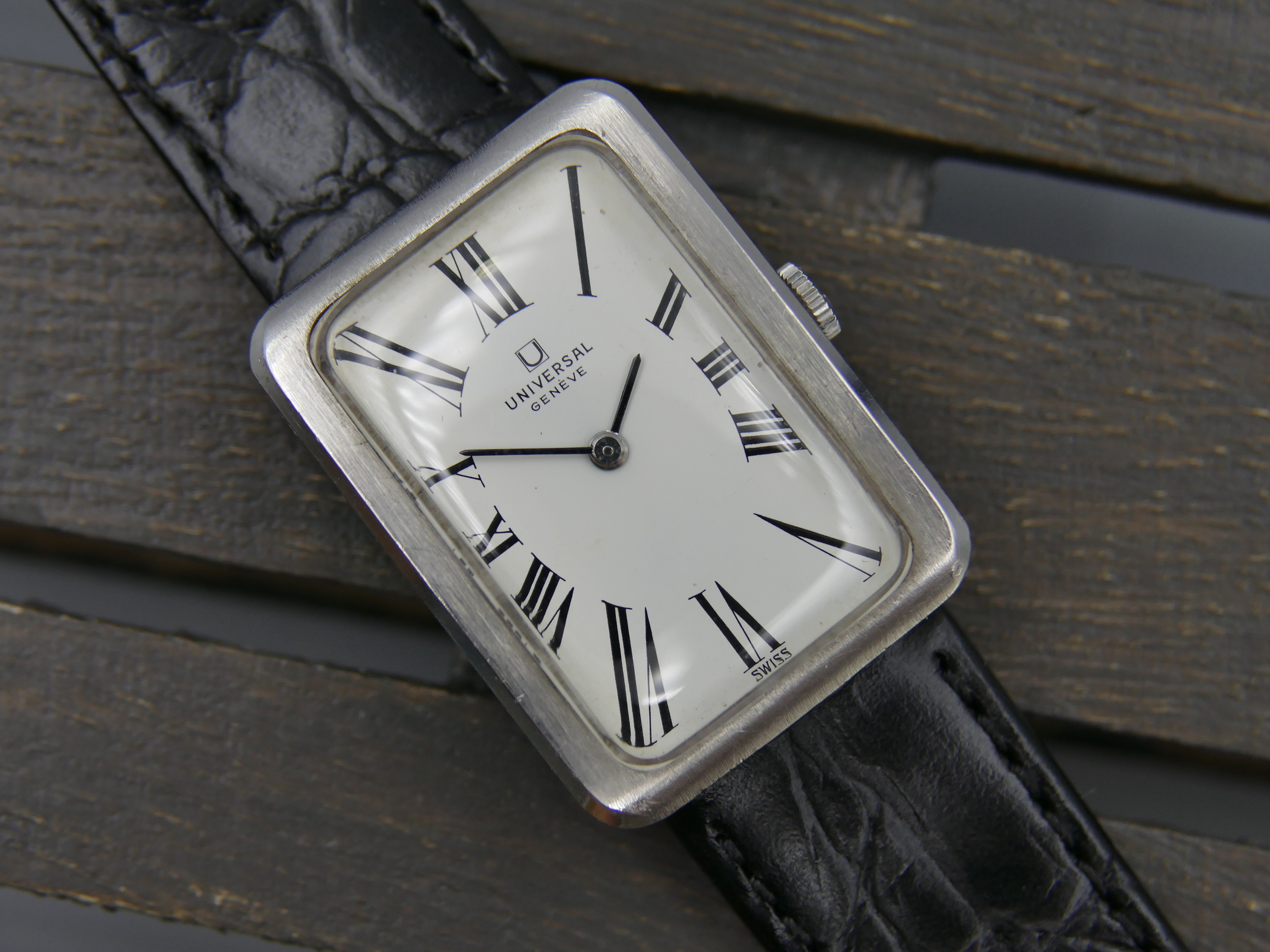 60s vintage watch Universal Geneve tank ref 842116 /01 hand wind cal 4 ...